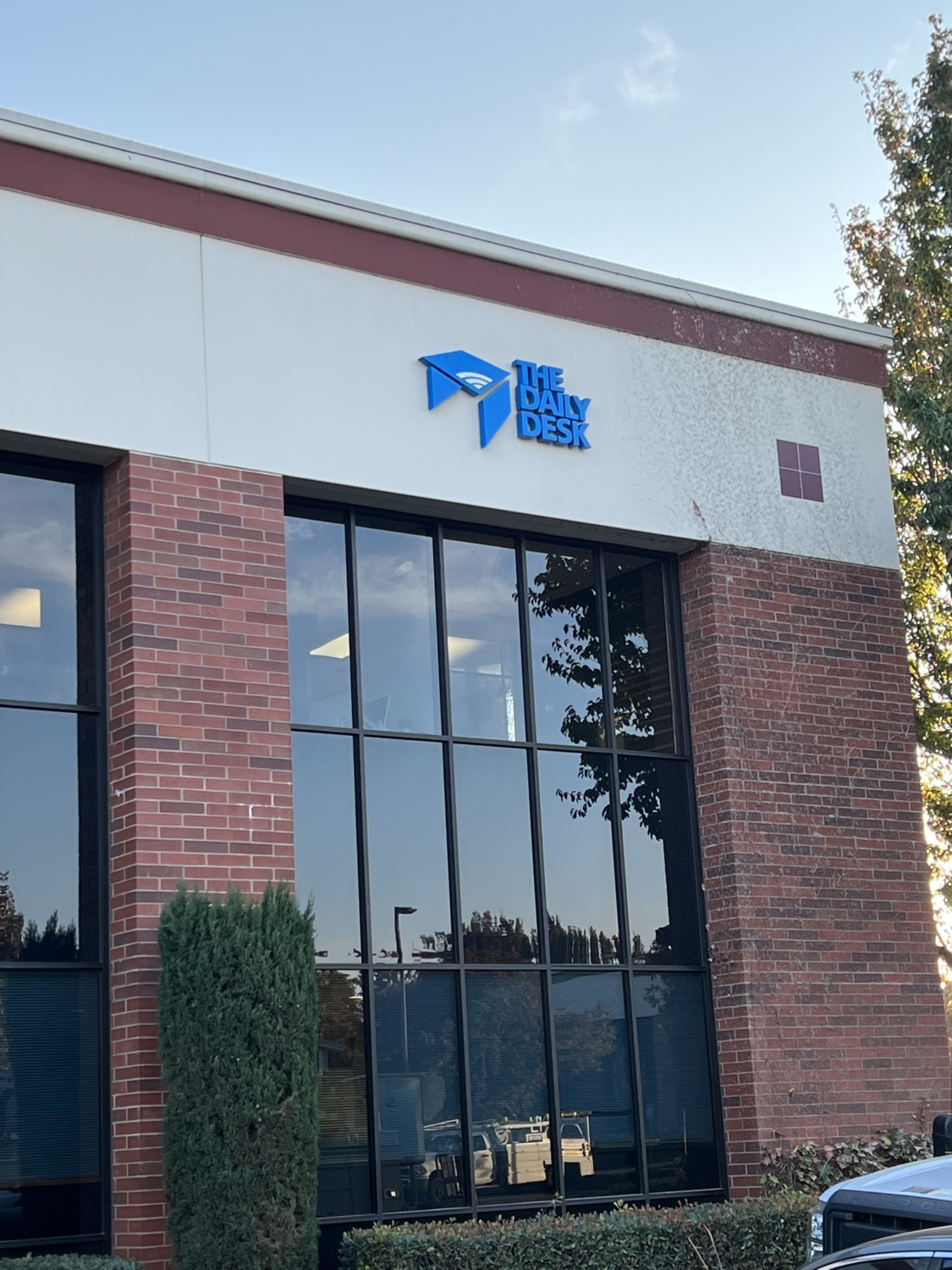 Dedicated Desks – The Daily Desk